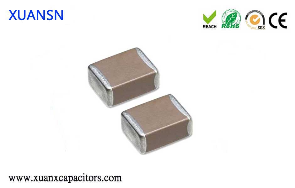 Polymer chip laminated aluminum electrolytic capacitor